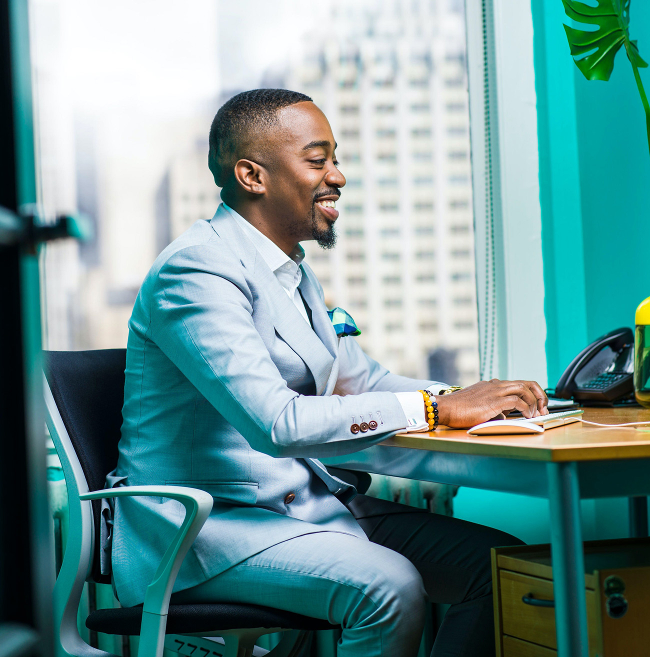 Loochi – Official Website